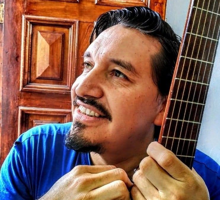 Santiago "Chinchu" Delgado, Chamamecero Y Surero De Tiza Y Guitarra ...